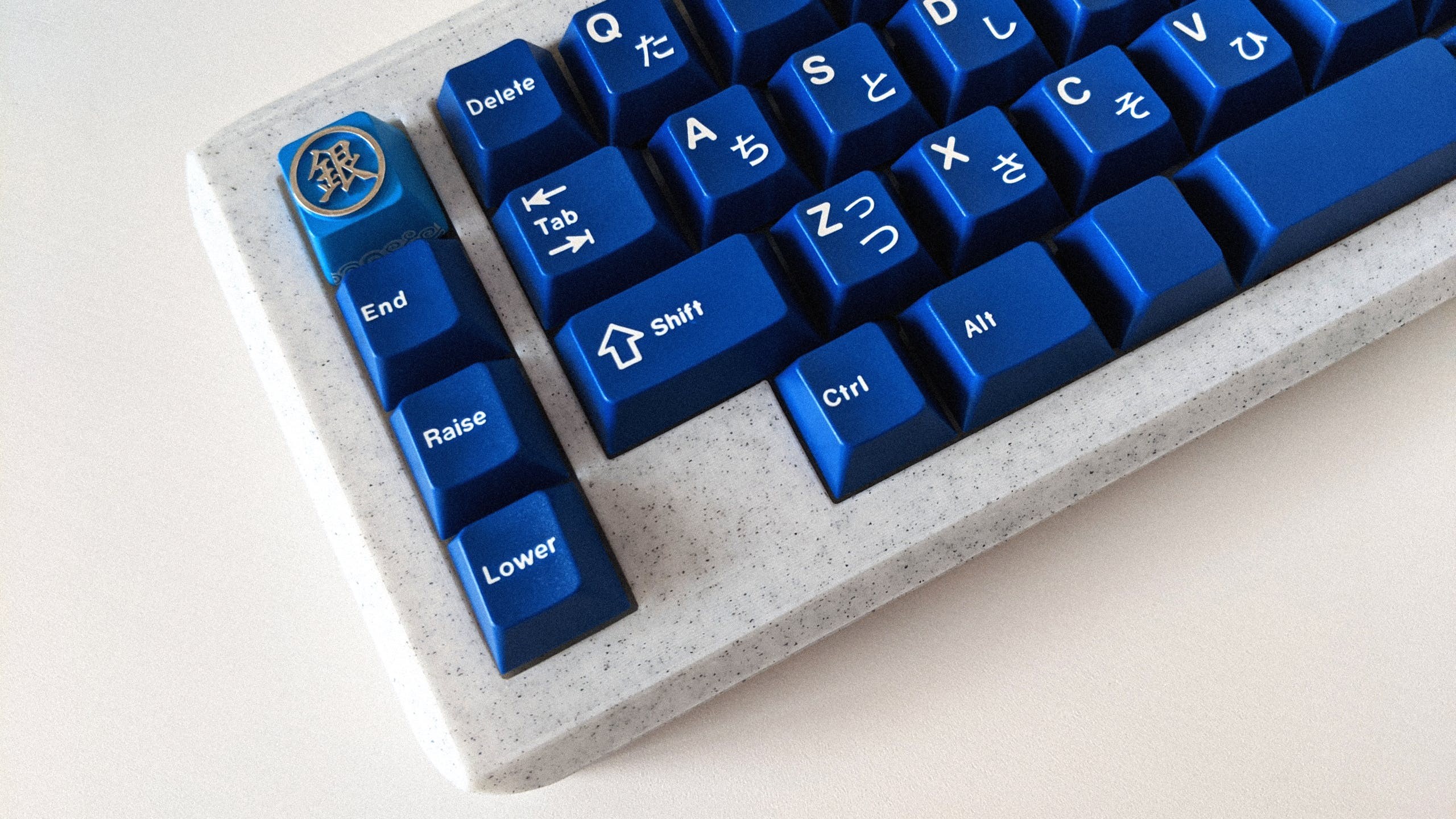 GMK Striker | elguey.mk